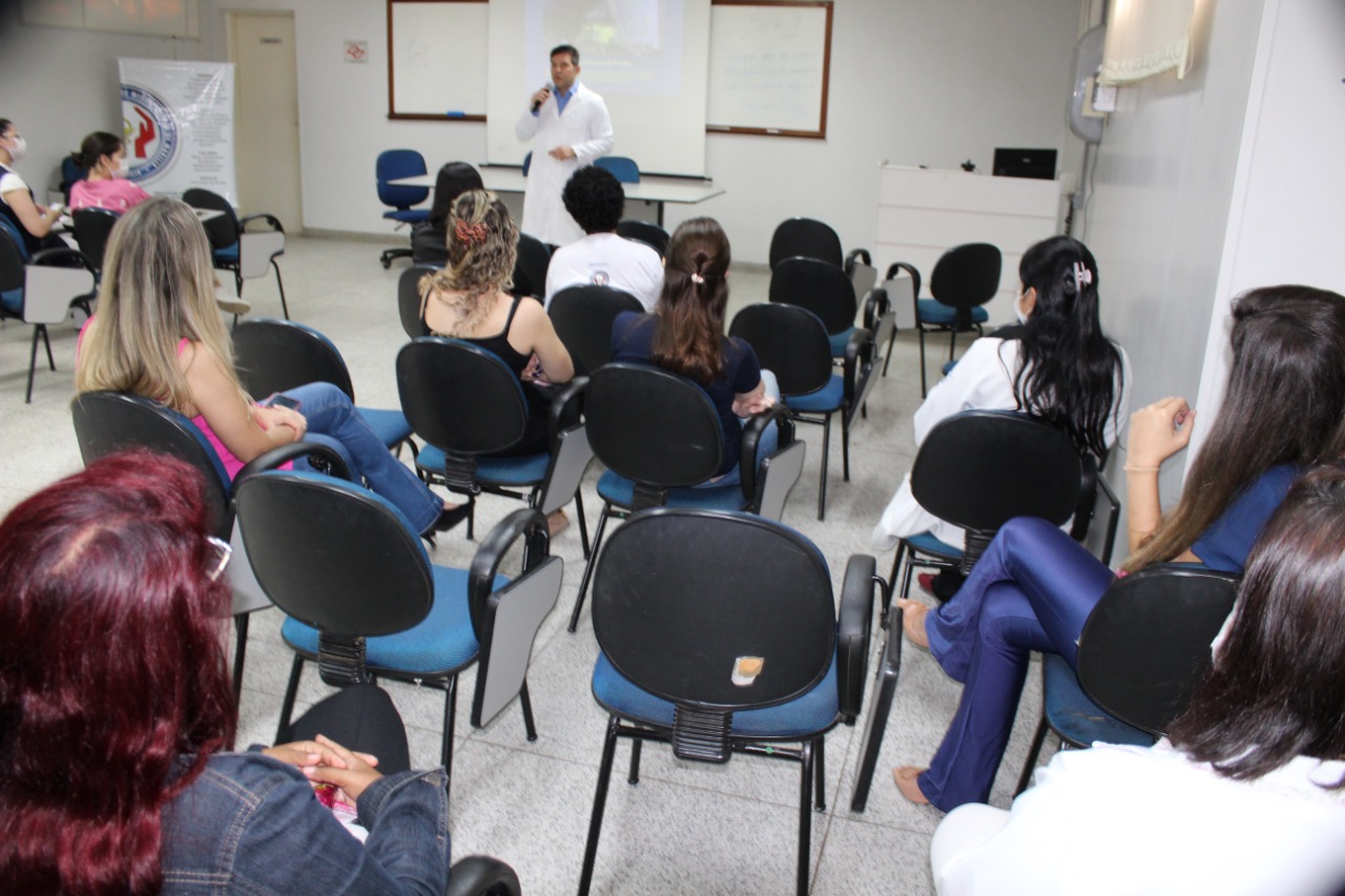 Santa Casa De Marília Encerra Programação Do Outubro Rosa Com Palestras