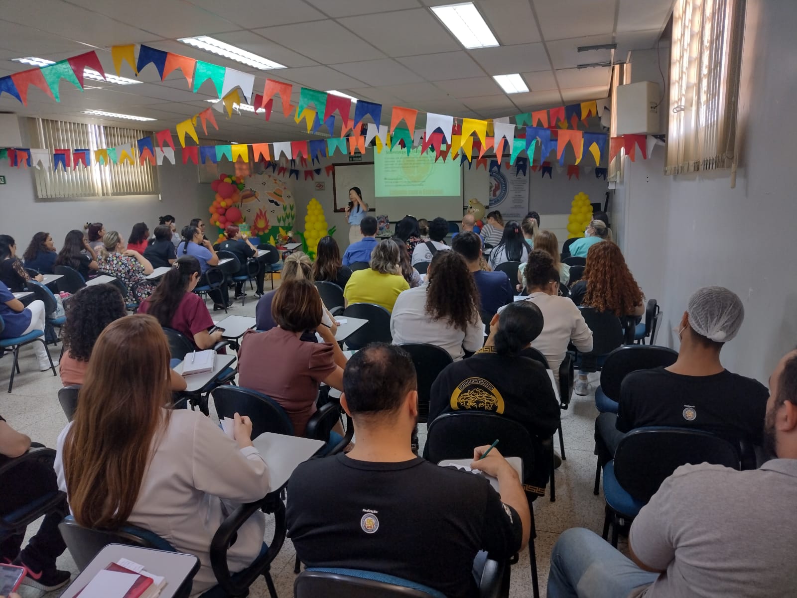Sipat Da Santa Casa De Marília é Sucesso Com Palestras E Orientações