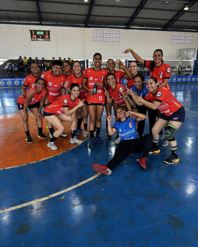 Handebol feminino de Marília vence e busca classificação na última ...